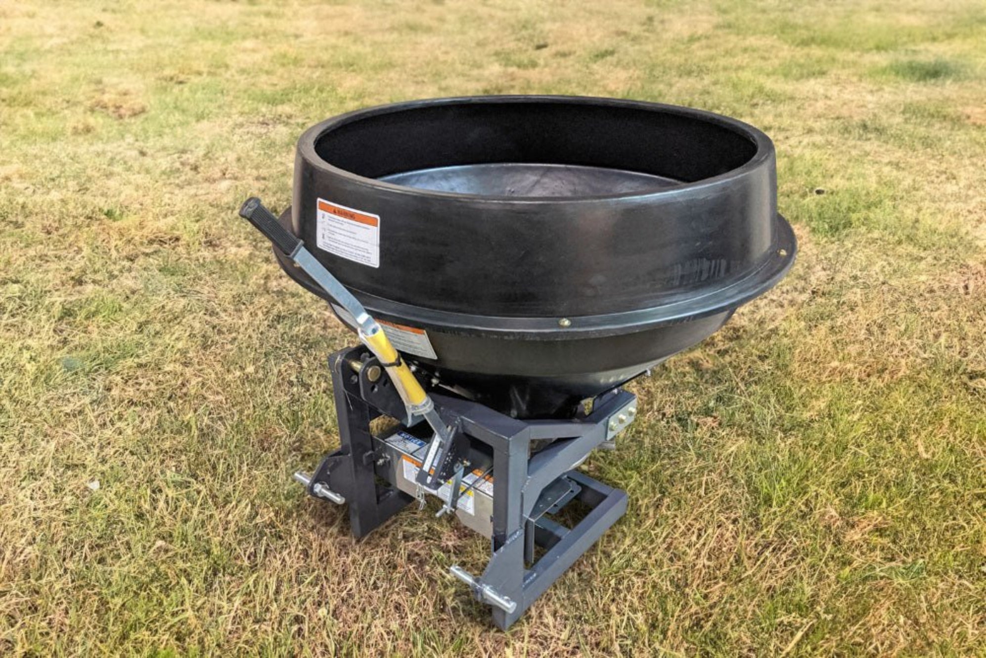 LMC Ag KS Series 3 Point Poly Spreader — Graneer